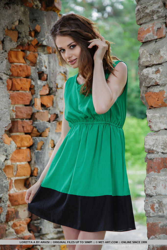Loretta A In Fronteira By Met Art Image 1 Of 16 Erotic Beauties